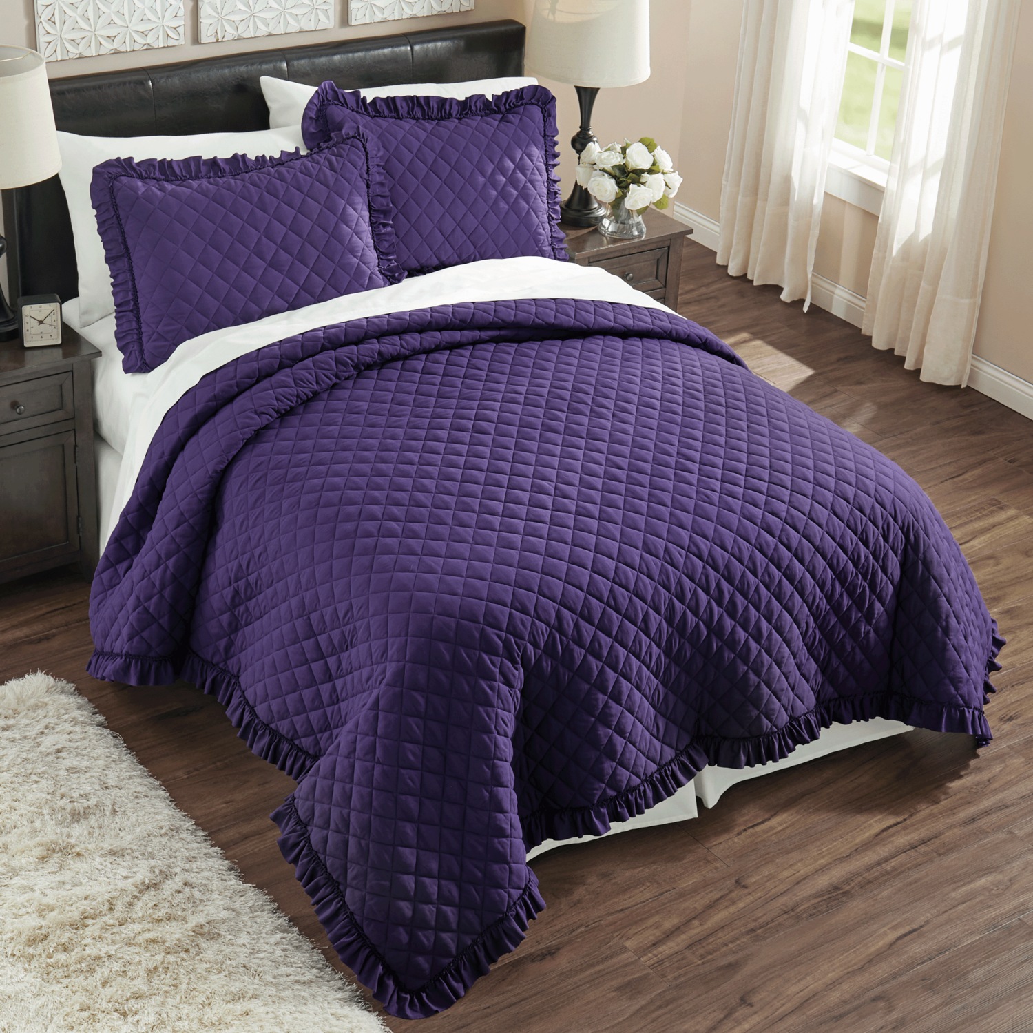 Ruffle Quilt Set | Carol Wright