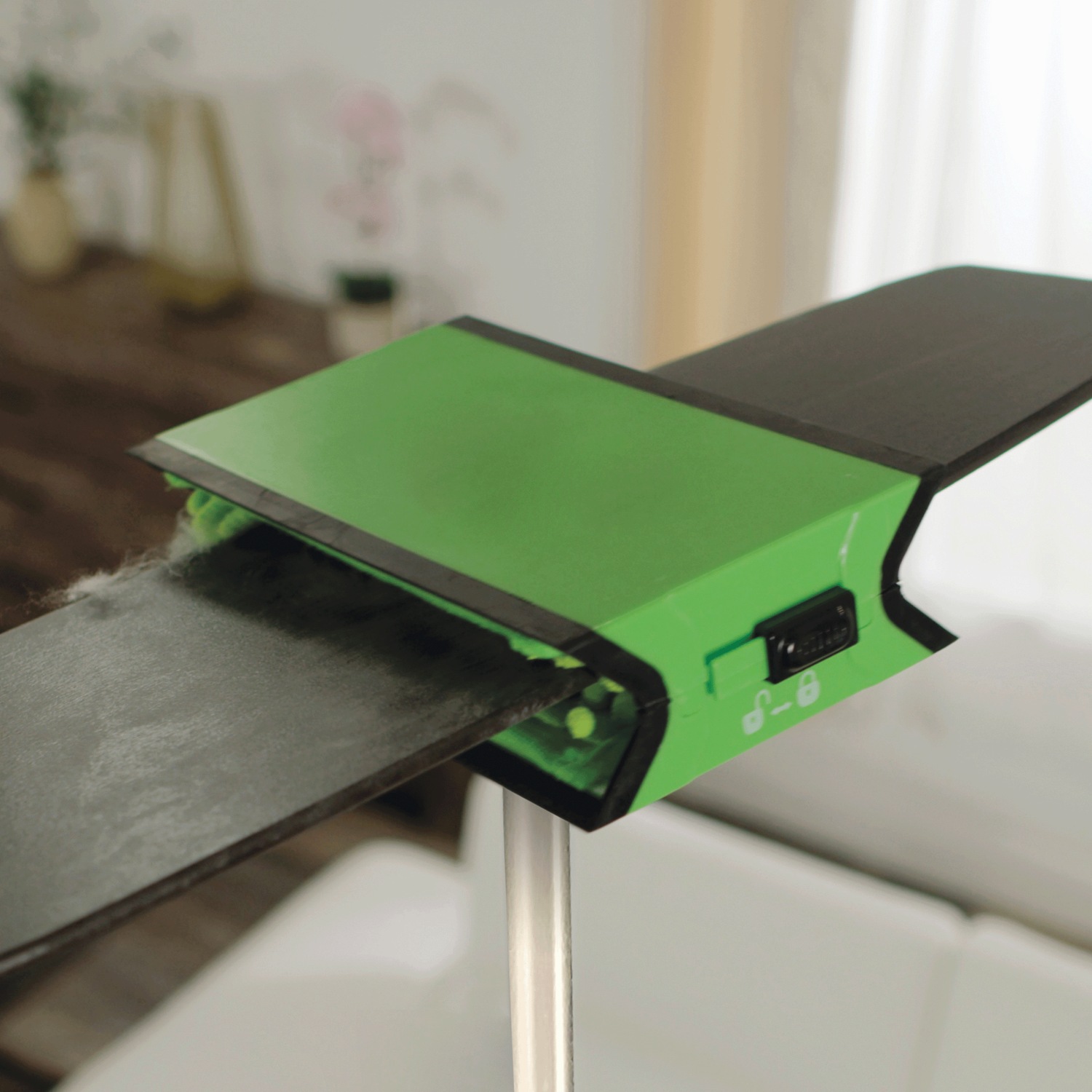 Blade Maid® Ceiling Fan Cleaner | Carol Wright