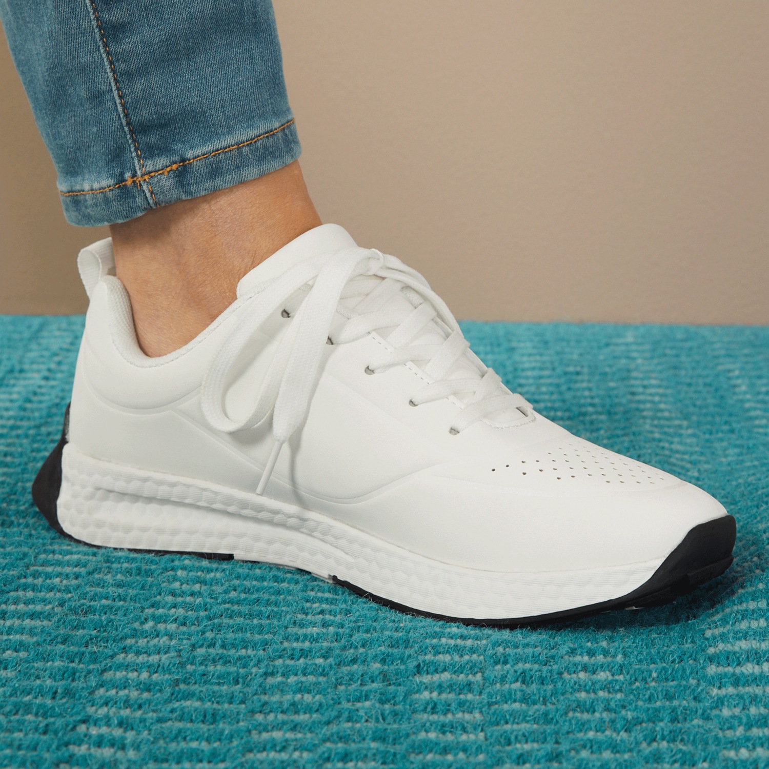 Women's Sadie Sneaker | Carol Wright